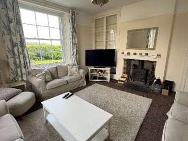 North Aller Farmhouse is situated on the outskirts of the market town of South Molton