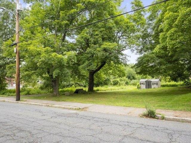 North Attleboro MA 02760 102822574