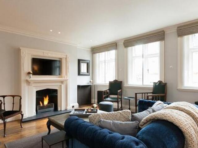North Audley Street, Mayfair, 2 Bedroom Apartment