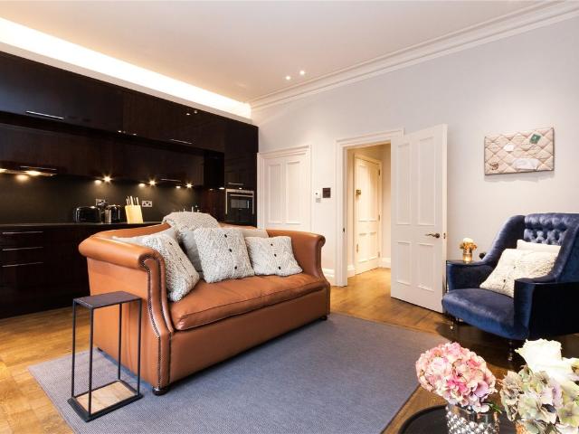 North Audley Street, Mayfair, London W1K, 1 bed flat to rent, £21,220 pcm | PrimeLocation