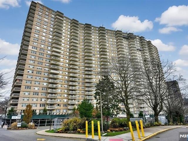 North Ave Apt N, Fort Lee, Property For Sale