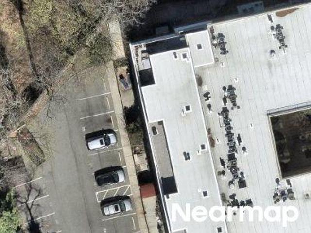 North Ave P77