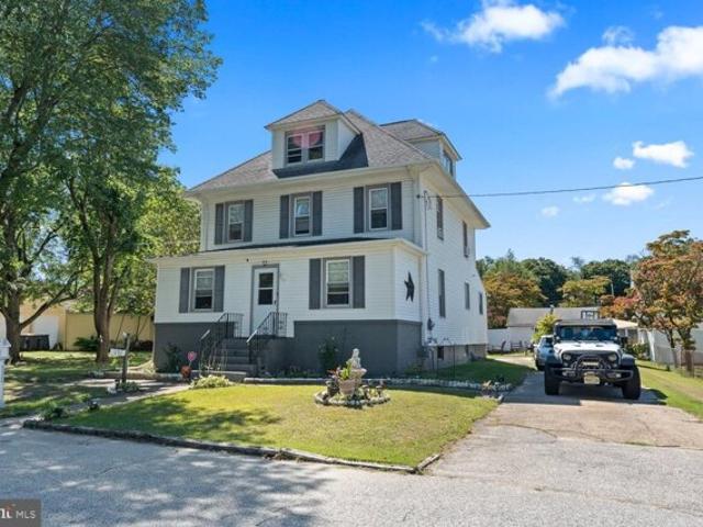 North Ave, West Berlin, Home For Sale