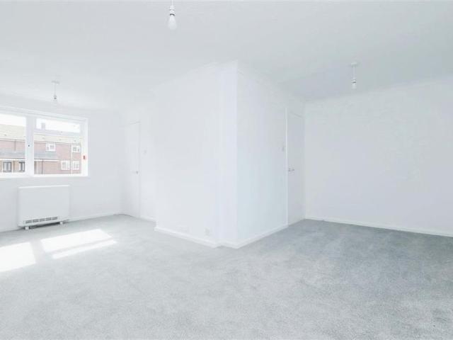 North Avenue, Dereham, Swanton Morley