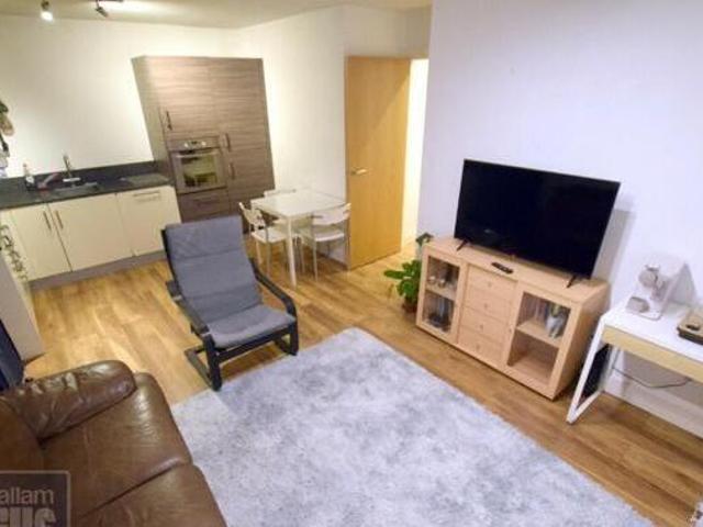 North Bank, Sheffield, 2 Bedroom Apartment
