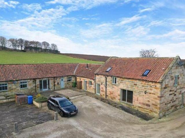 North Barn, West Cottage, 6 Bedroom Barn