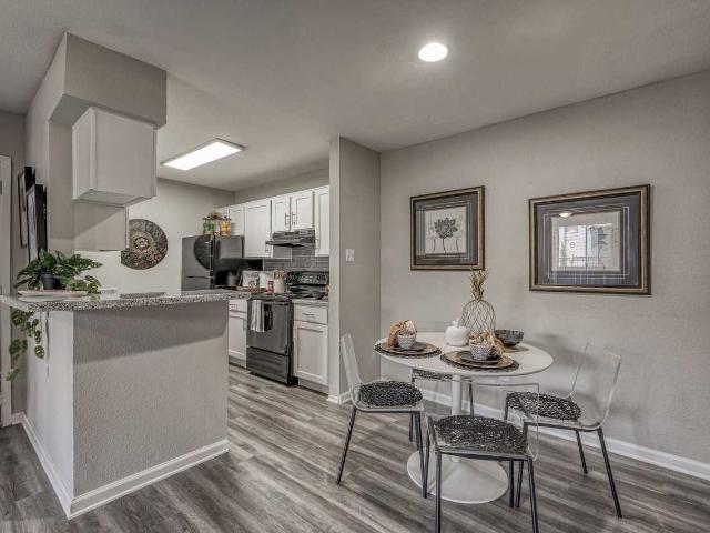 North Bend Living 1 Bedroom Apartment for Rent at 14131 Cornerstone Village Dr, Houston, TX 77014
