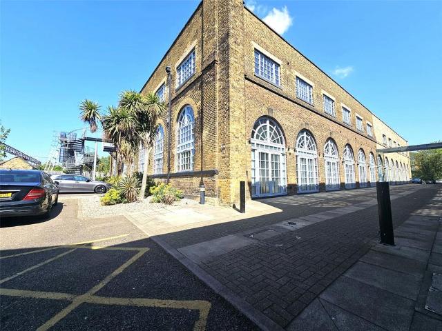 North Block, The Railstore, Kidman. 2 bed apartment to rent £1,600 pcm £369 pw