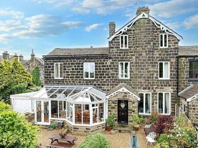 North Broadgate Lane, Horsforth, 4 Bedroom Semi detached