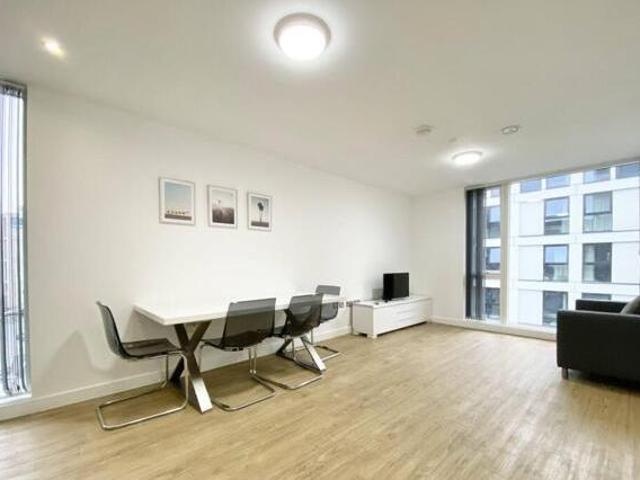 North Central, Manchester, 2 Bedroom Flat