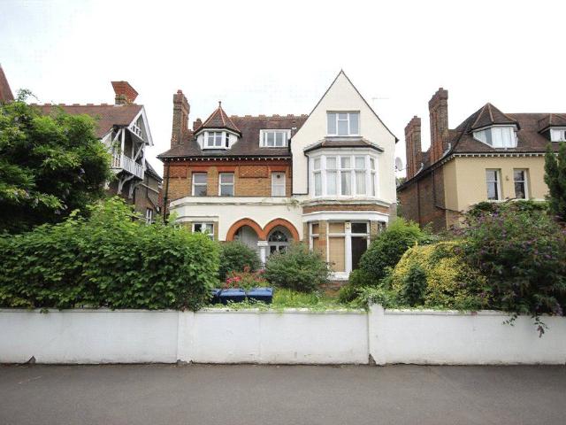 North Common Road, Ealing W5, 1 bed flat to rent, £1,495 pcm | PrimeLocation