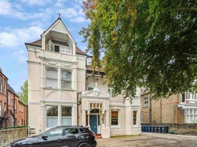 North Common Road, London, 3 Bedroom Apartment
