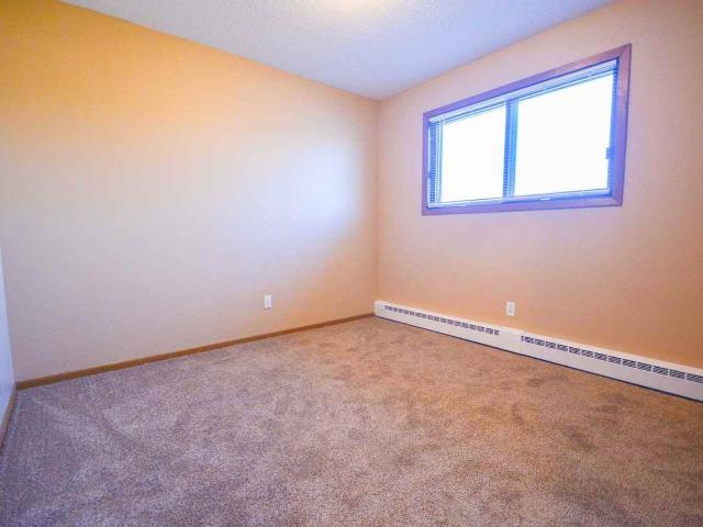 North Country 2 Bedroom Apartment for Rent at 307 13th St N, Sauk Rapids, MN 56379