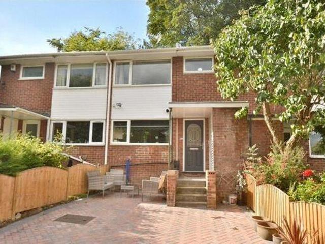 North Close, Leeds, 3 Bedroom Terraced
