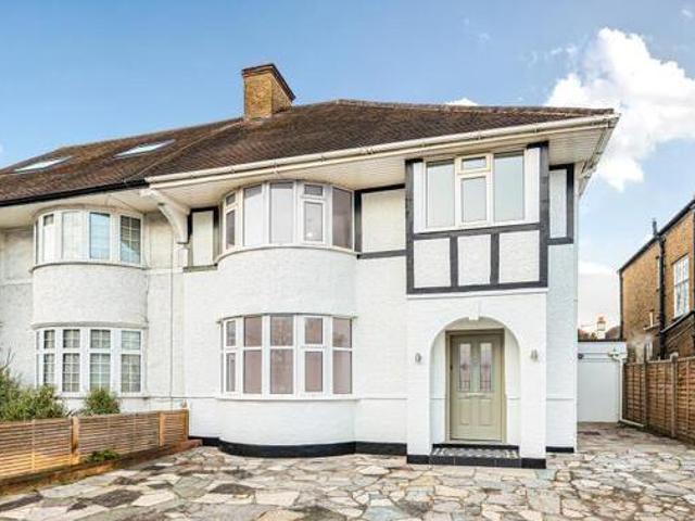 North Crescent, Finchley, 4 Bedroom Semi detached