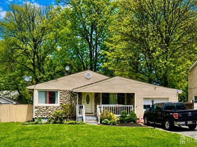 North Dr, North Plainfield, Home For Sale