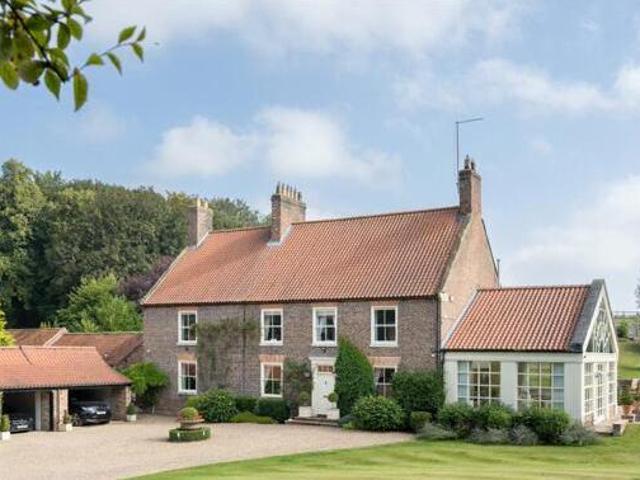 North End, Bishop Burton, 6 Bedroom Detached