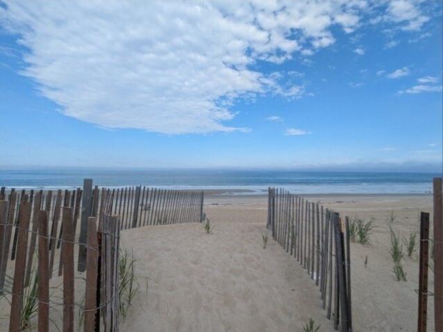 North End Blvd Unit,salisbury, Condo For Sale