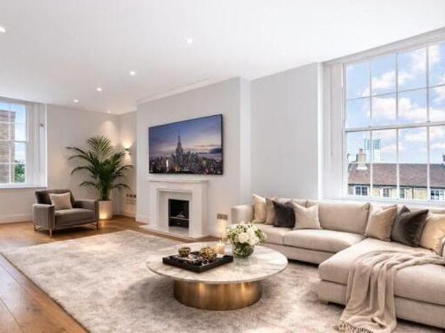 North End House, Fitzjames Avenue, 2 Bedroom Apartment