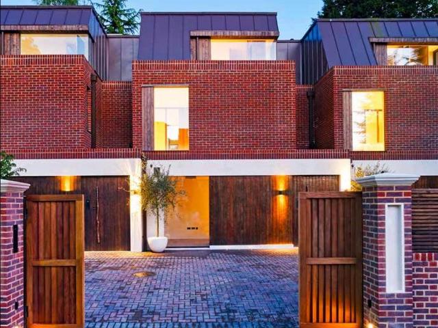 North End, Hampstead NW3 4 bed house to rent £14,950 pcm £3,450 pw