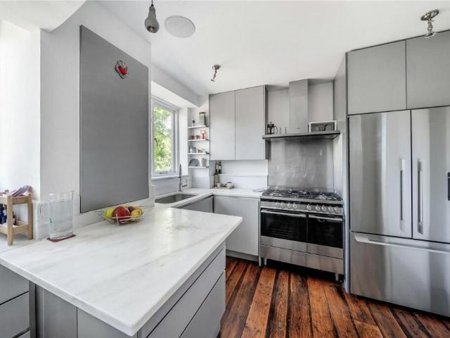 North End, Hampstead NW3, 2 bed flat to rent, £5,000 pcm | PrimeLocation