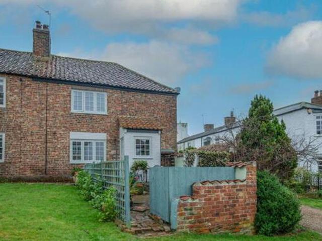 North End, Hutton Rudby, 2 Bedroom End