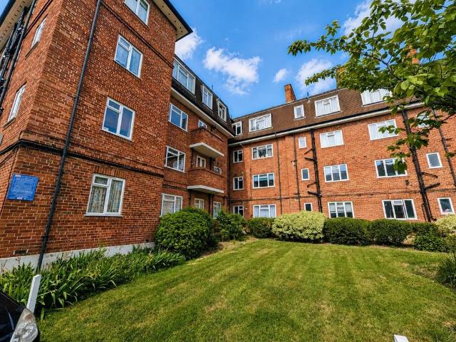 North End Road, Wembley 1 bed flat to rent £1,450 pcm £335 pw