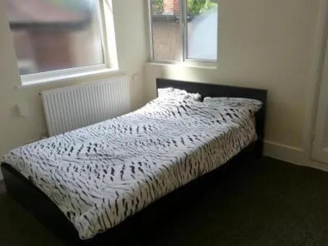 North End Road, London, NW11 7RH, United Kingdom | 1 bed apartment for rent #167085097 | Rentberry