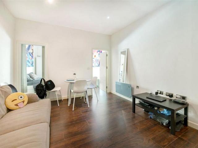 North End Road, London SW6 1 bed flat to rent £1,900 pcm £438 pw
