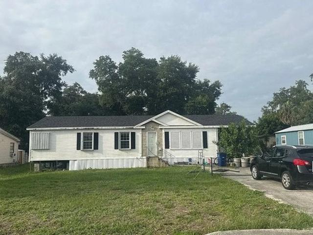 2490 Brownell Ct, North Fort Myers, FL 33917