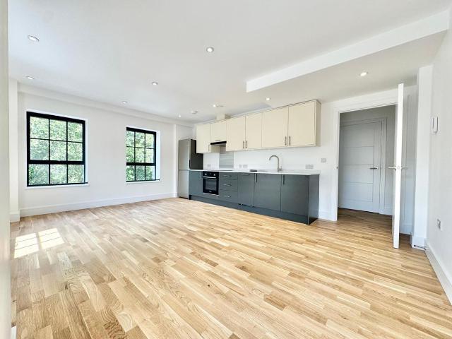 North Gate House, Seven Sisters Road N15, 1 bed flat to rent, £1,800 pcm | PrimeLocation