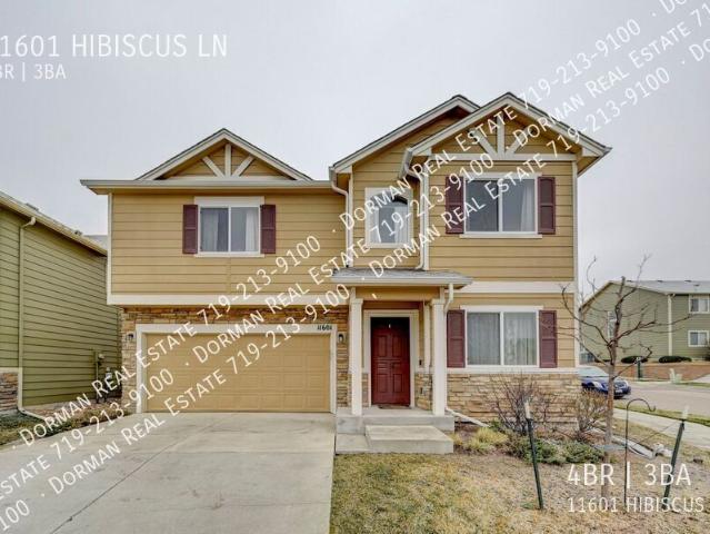 PENDING APPROVAL North Gate 4 Bedroom w/AC and Zero Maintenance Yard!