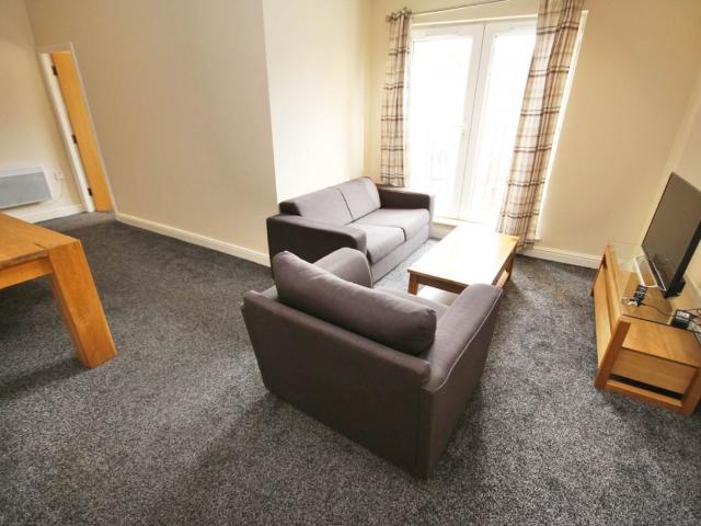North George Street, Manchester M3, 3 bed flat to rent, £1,250 pcm | PrimeLocation