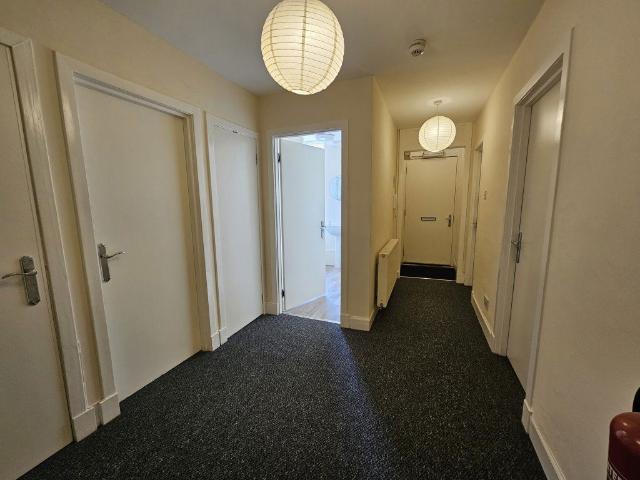 North George Street, Dundee DD3, 5 bed flat to rent, £1,400 pcm | PrimeLocation