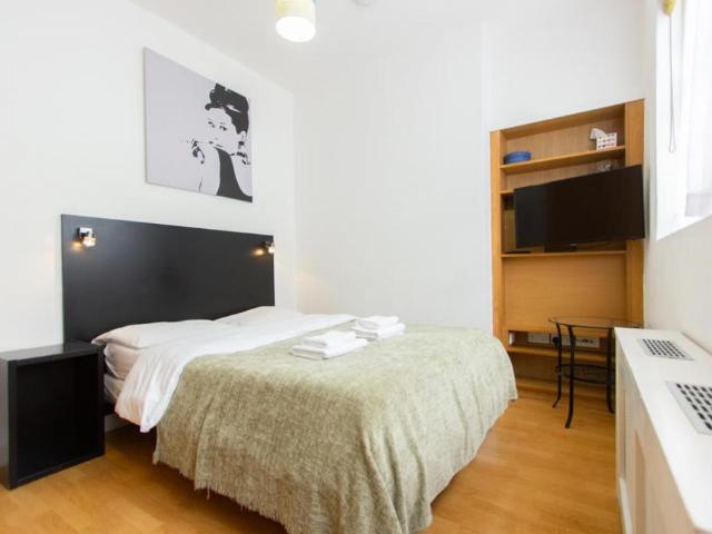 North Gower Street, Euston, London, NW1 Studio to rent £2,080 pcm £480 pw