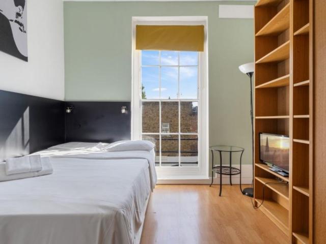 North Gower Street, London NW1, Studio to rent, £1,668 pcm | PrimeLocation