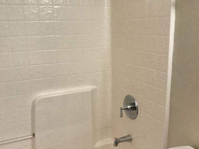 North Glen Apartments Studio Apartment for Rent at 596 W William St, San Jose, CA 95125 Gardner