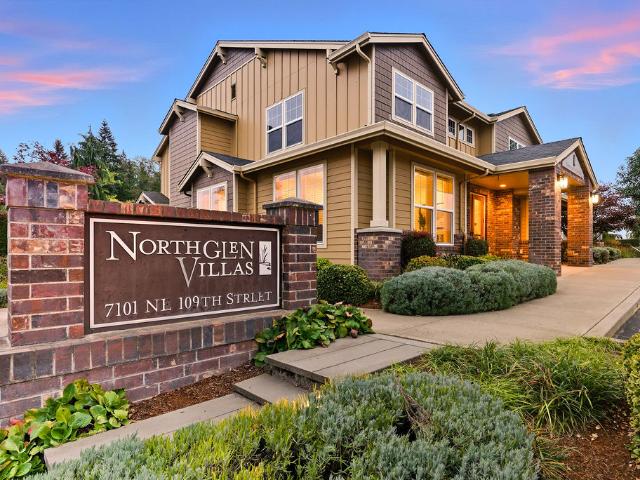 North Glen Villas