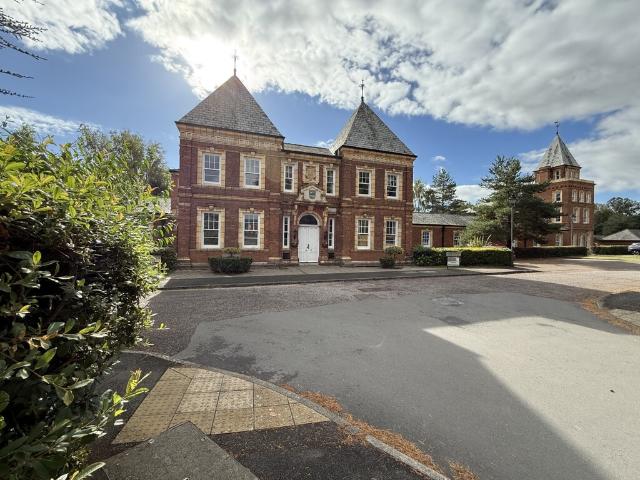 North Grange, Clyst Heath, EX2 ref: 739444