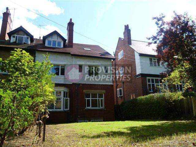 North Grange Mount, Hyde Park LS6 6 bed semi detached house to rent £2,574 pcm £594 pw