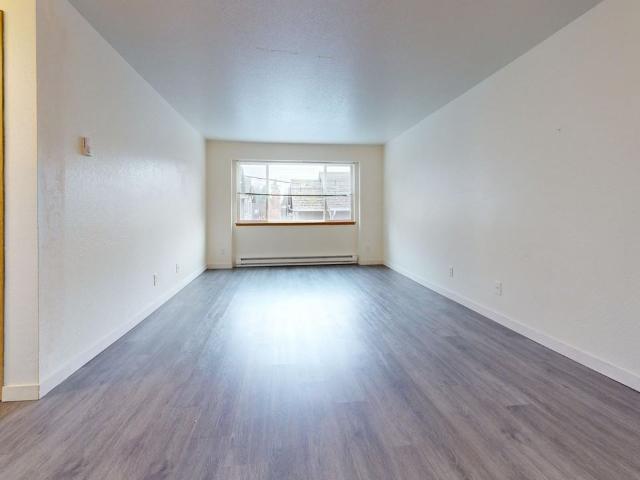 North Greenwood 1 Bedroom Apartment for Rent at 13826 Greenwood Ave N, Seattle, WA 98133 Bitter Lake