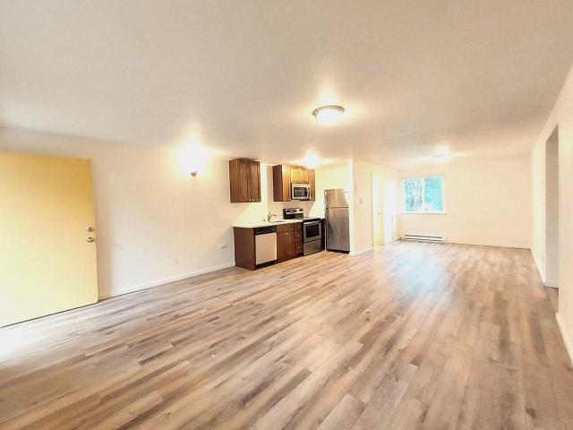 North Highland Court 2 Bedroom Apartment for Rent at 3015 N Highland St, Tacoma, WA 98407 West End