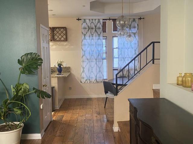 North Hollywood Arts District — Furnished 2BR / 2