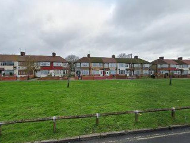 North Hyde Lane, Southall UB2, 1 bed flat to rent, £1,350 pcm | PrimeLocation
