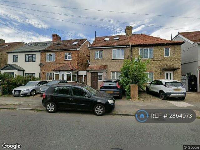 North Hyde Lane, Southall, UB2 5 bed semi detached house to rent £3,500 pcm £808 pw