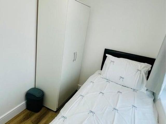 North Hyde Road, Hayes UB3, Room to rent, £900 pcm | PrimeLocation