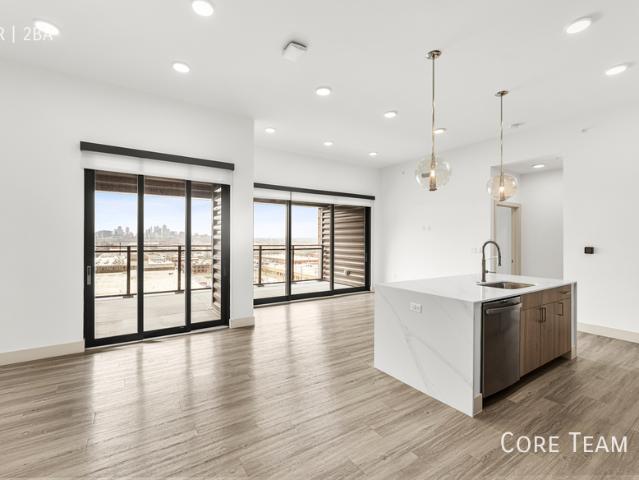 North Kansas City Penthouse For Rent!