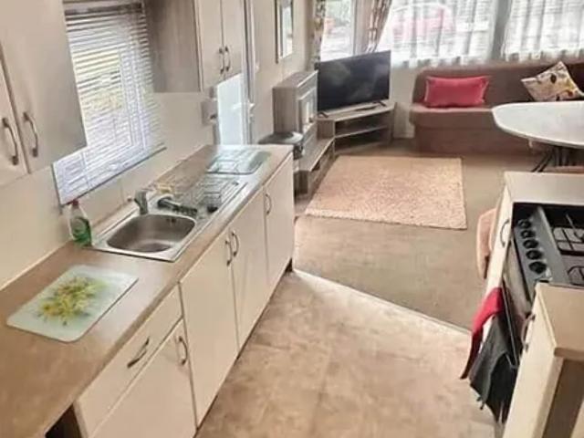 North Lanarkshire, G71 6NT, United Kingdom | 4 bed house for rent #165063903 | Rentberry