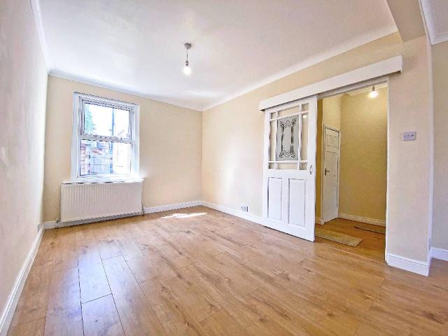 North Lane, Aldershot, Hampshire, 13 North Lane, Aldersh, GU12