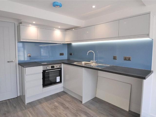 North Lane, Canterbury CT2, 3 bed terraced house to rent, £1,350 pcm | PrimeLocation